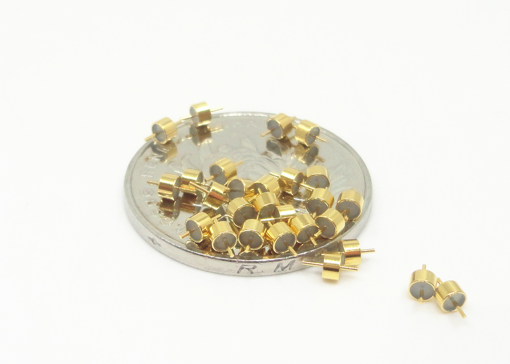Gold Plated Glass To Metal Seal Connectors Single Pin 50Ohm RF ...
